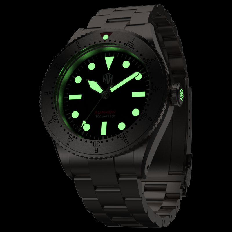 NTH Amphion Commando Date - SeriousWatches.com